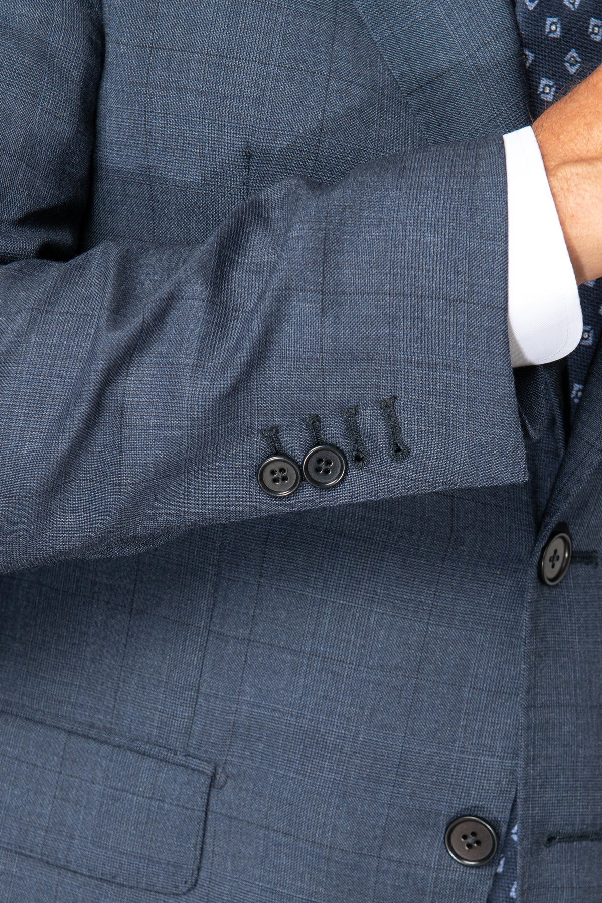 Blue Avio Prince of Wales Full Canvas suit in Loro Piana Wool - Made i